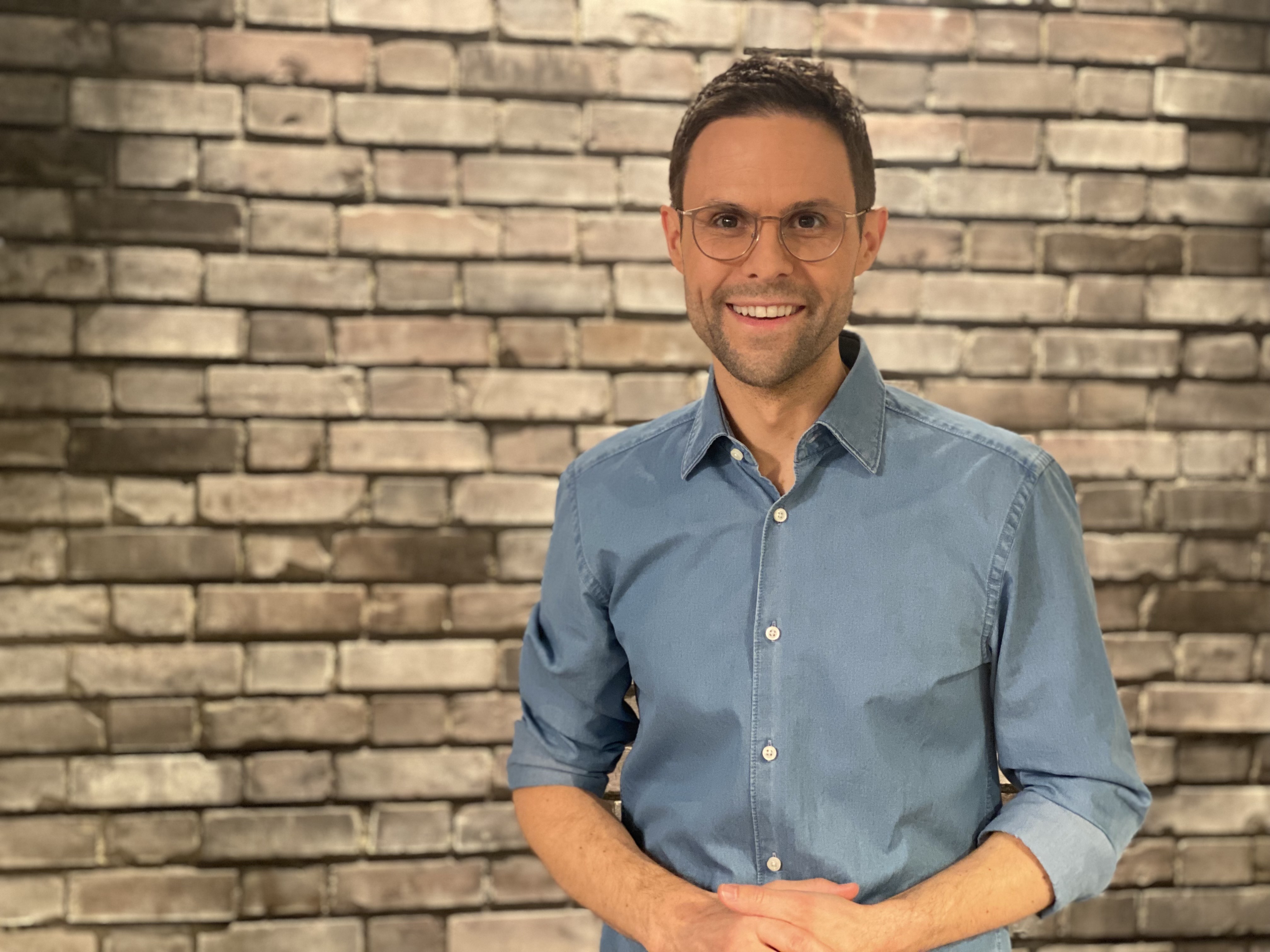 Bei Event-Moderationen in Frankfurt hat Kai Fischer ein Heimspiel